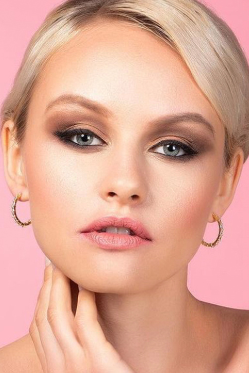 Women Main Board | Blake Models